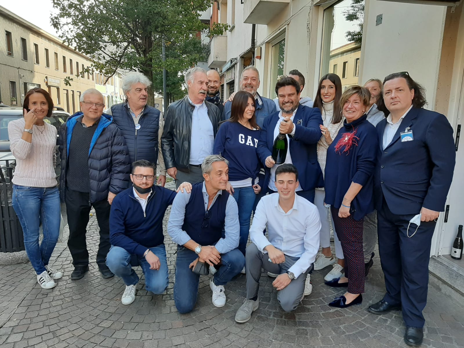 Simone Gargiulo si impone su Jennifer Moro, è lui il nuovo sindaco di ...