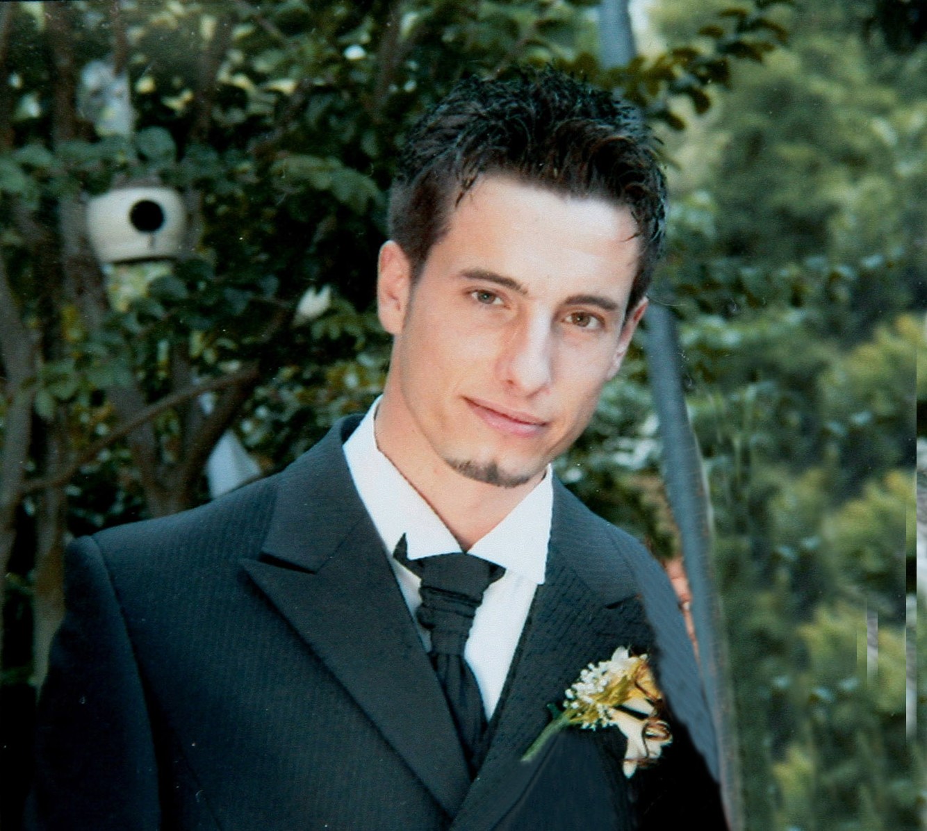 Rubato e abbandonato il defibrillatore in memoria di un donatore Aido ...