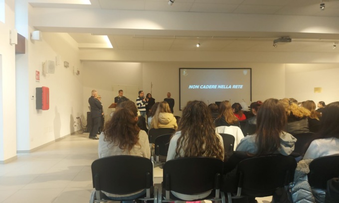 Sicurezza e prevenzione, la Polizia Locale di Meda incontra gli ...